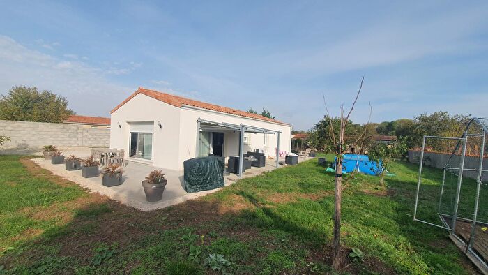 Maison à vendre - Mansle - 4 pièces - 3 chambres