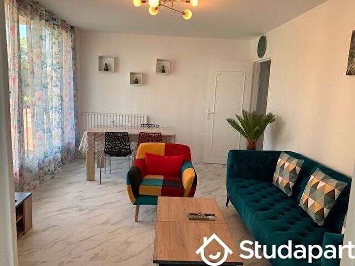 Appartement à louer - Clos des Roses Nord, Compiègne - 1 pièce - 1 chambre