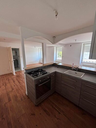 Appartement 3 pièces à Montceau-les-Mines, Centre-ville, à louer