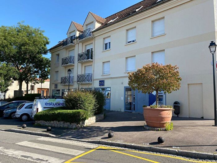 Nationale-Couture, Limay : Appartement 2 pièces à louer