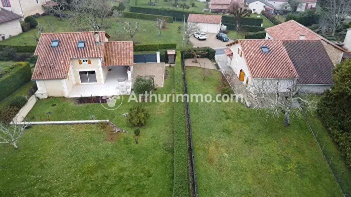 Maison à vendre - Tocane-Saint-Apre - 8 pièces - 5 chambres