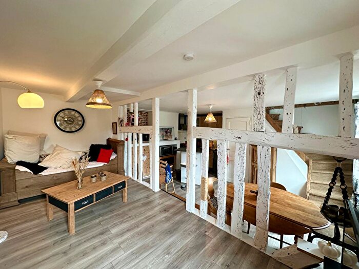 Maison à vendre - Pont-lévêque - 7 pièces - 4 chambres