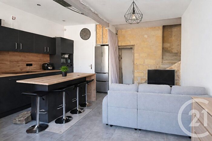 Maison à vendre - Castres-Gironde - 4 pièces - 2 chambres