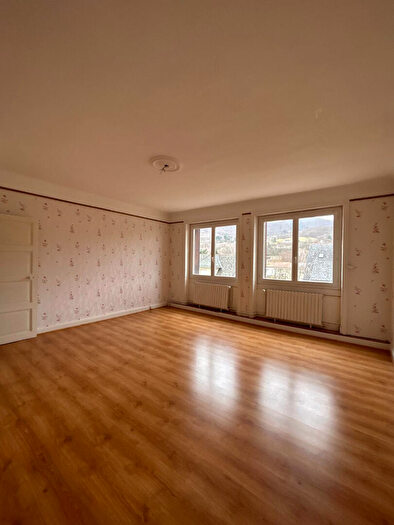 Appartement à vendre - Vic-sur-Cère - 3 pièces - 2 chambres