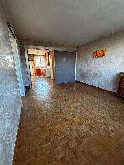 Appartement à louer - Bonnevay, La Soie, Les Brosses, Villeurbanne - 4 pièces - 3 chambres