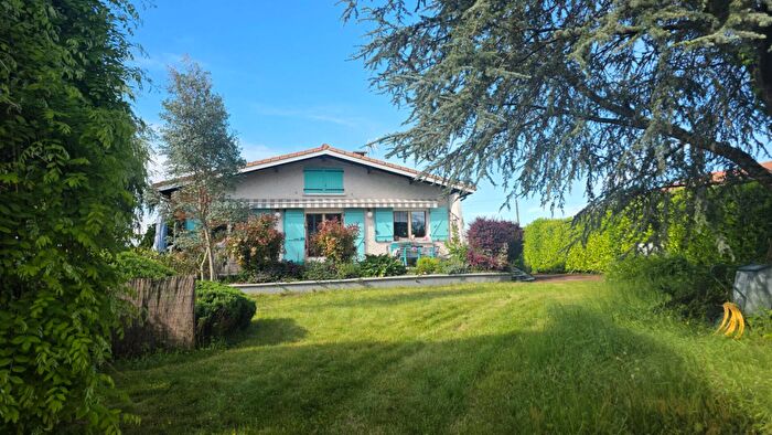 La Bâtie-Montgascon - Maison 4 pièces à vendre