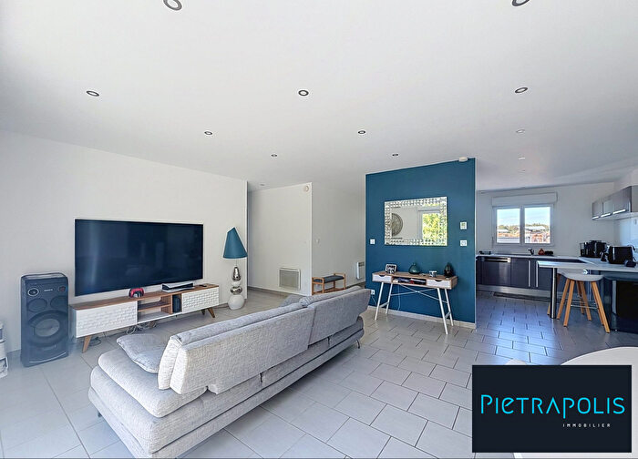 Maison 4 pièces à vendre à Collonges-lès-Premières