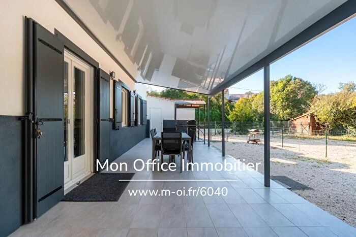 Maison à vendre - Mimet - 6 pièces - 5 chambres