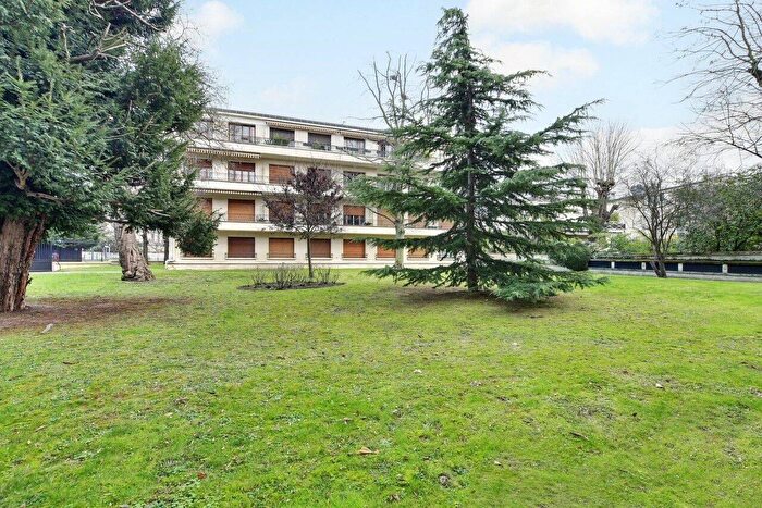 Appartement à louer - Nogent-sur-Marne - 2 pièces - 1 chambre