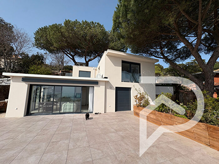 Maison à vendre - Sète, Saint-Clair - 4 pièces - 3 chambres