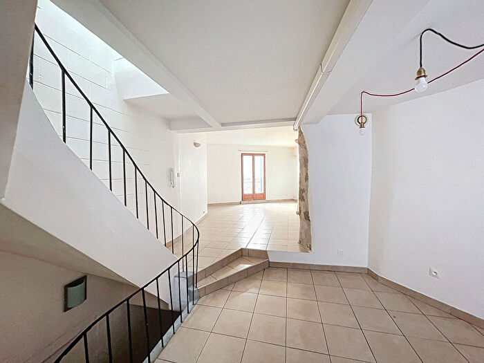 Avignon, Palais des Papes, Zone Piétonne : Maison 4 pièces à vendre