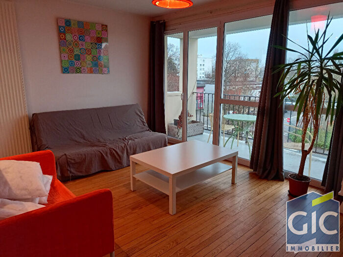 Appartement 3 pièces à Caen, Calvaire Saint-Pierre, à louer