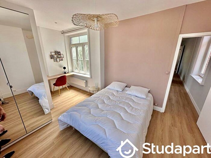 Appartement à louer - Caulier, Lille - 1 pièce - 2 chambres