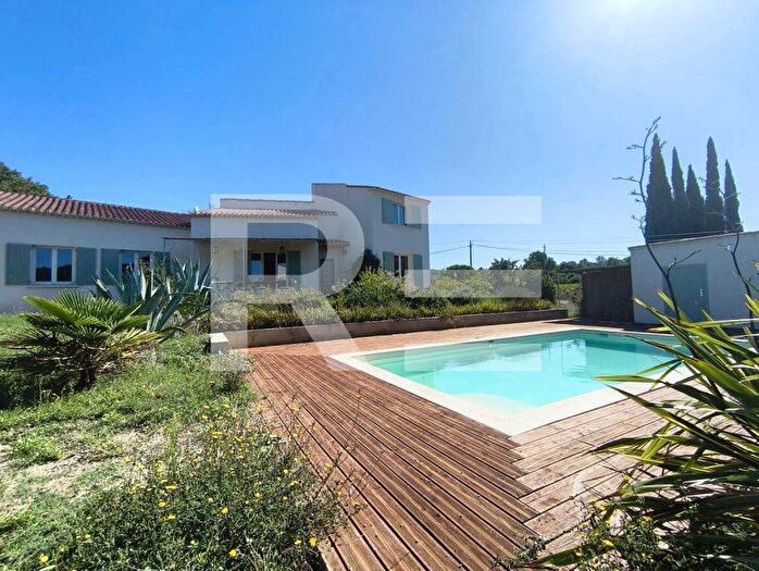 Maison à vendre - Valliguières - 5 pièces - 3 chambres