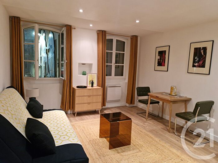Appartement à louer - Toulon, Centre-ville - 1 pièce