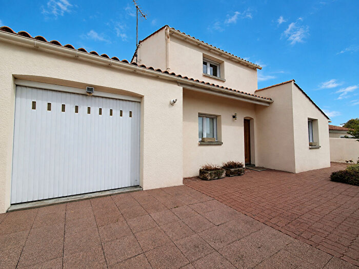 Maison 6 pièces à Le Fenouiller, à vendre