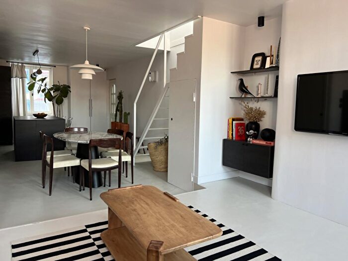 Appartement 4 pièces à vendre à Villeurbanne, République, Tolstoi