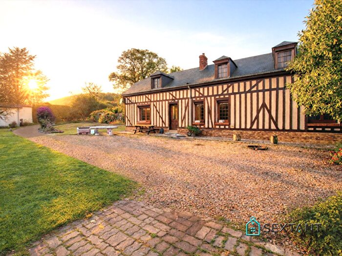 Maison 8 pièces à vendre à Acquigny