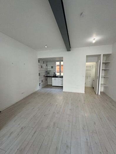 Appartement à louer - Bordeaux, Sainte-Croix - 1 pièce