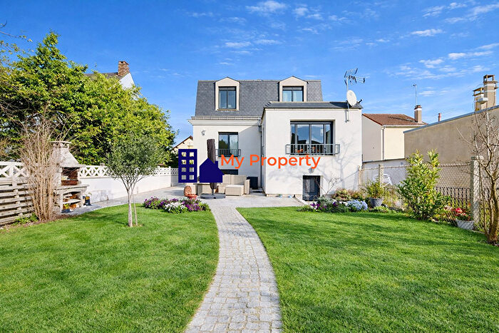 Maison à vendre - Houilles - 7 pièces - 5 chambres