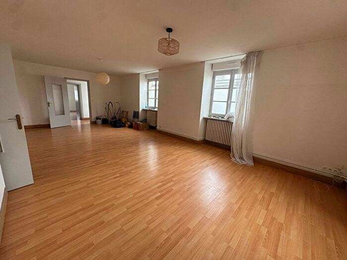 Appartement à louer - Poitiers, Centre-ville - 4 pièces - 3 chambres