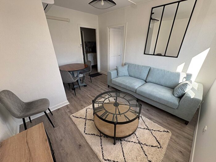 Appartement à louer - Auch - 2 pièces - 1 chambre