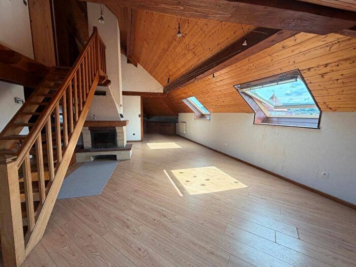 Appartement 3 pièces à louer à Saint Pierre, Pontarlier