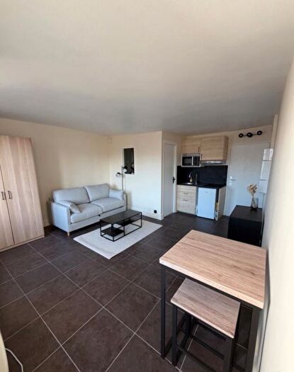 Appartement à louer - Montmorency, Centre Montmorency - 1 pièce