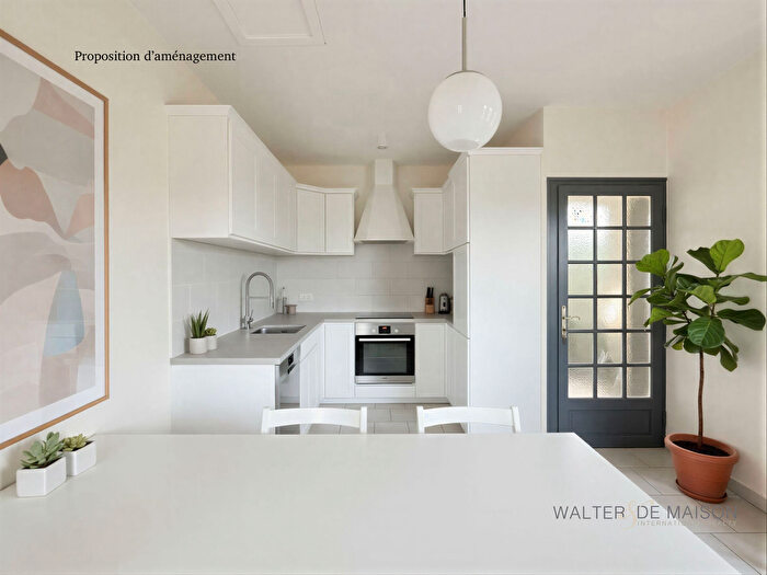 Maison 9 pièces à vendre à Saint-Ouen-les-Vignes