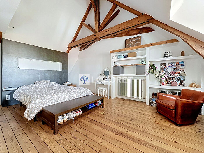 Maison 7 pièces à Parthenay, à vendre