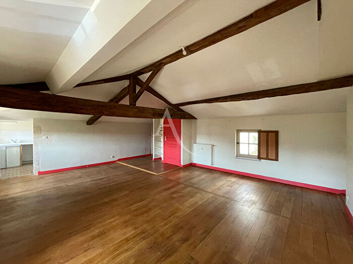 Fontenay-le-Comte, Centre-ville, Les Loges, La Pommeraie, La Sablière - Appartement 2 pièces à louer