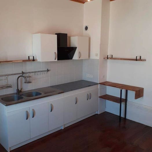 Maison 3 pièces à louer - Centre Ville, La Couronne