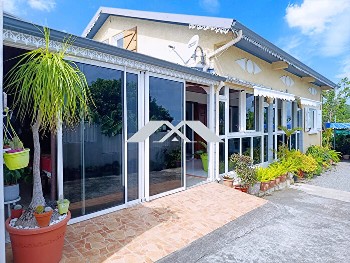 Maison à vendre - Saint-Louis, Le Gol des Hauts, Hauts de la Rivière - 6 pièces - 5 chambres