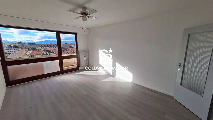 Appartement à louer - Romagny, Annemasse - 1 pièce - 1 chambre