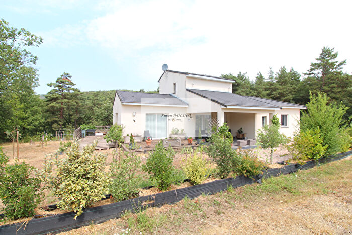 Marnhagues-et-Latour : Maison 4 pièces à vendre