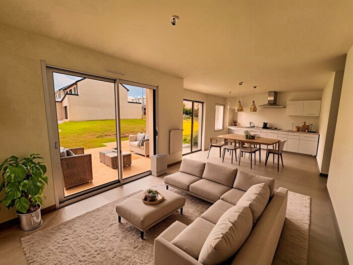 Maison à vendre - Bréal-sous-Montfort - 5 pièces - 4 chambres