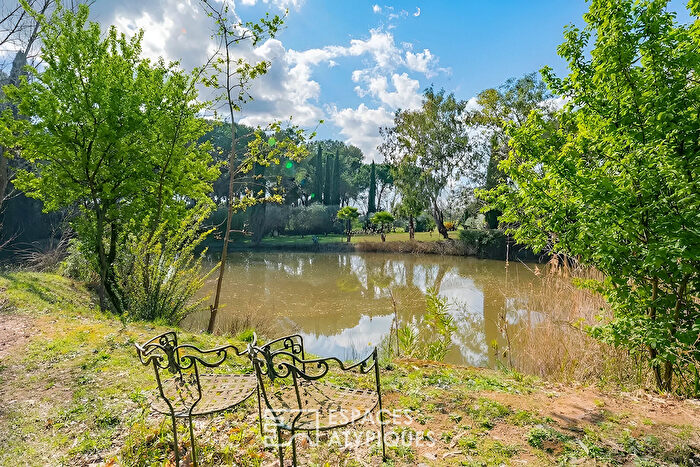 Maison 8 pièces à Roquebrune-sur-Argens, La Bouverie, à vendre