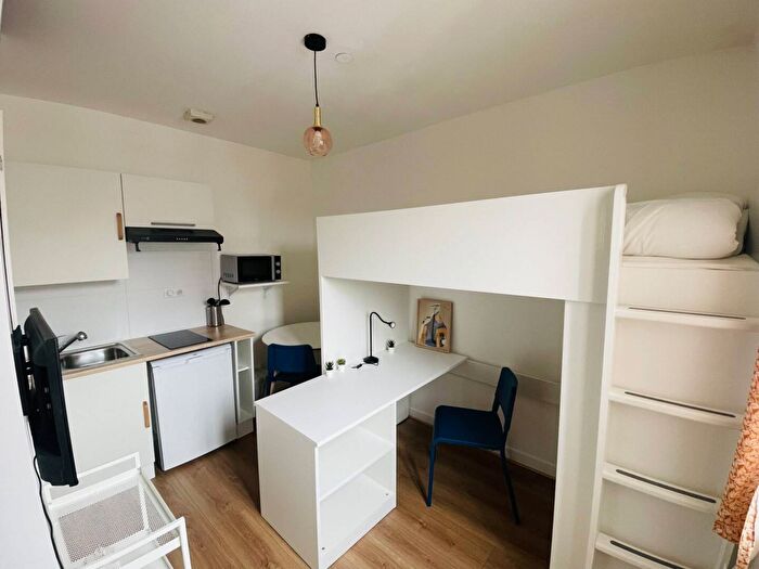 Appartement 1 pièce à Amiens, à louer