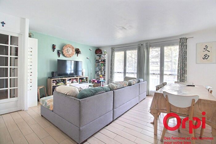 Appartement à vendre - Montigny-le-Bretonneux, Les Prés - 5 pièces - 4 chambres