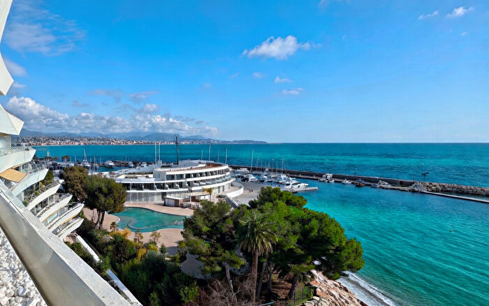 Appartement à vendre - Villeneuve-Loubet, Plage - 3 pièces - 2 chambres