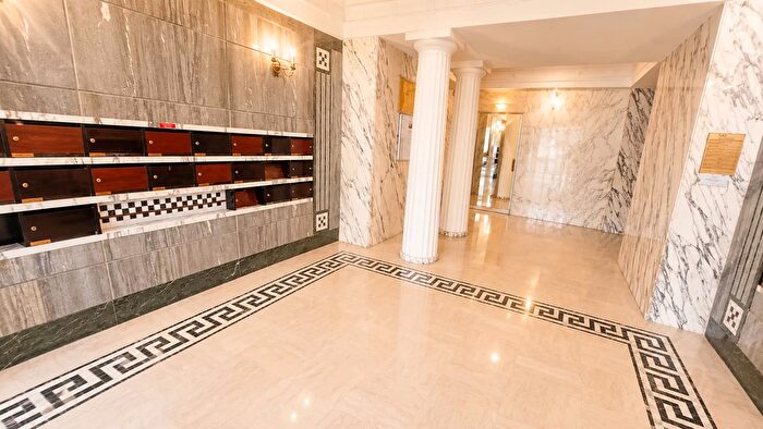 Nice, Thiers, Musicien : Appartement 2 pièces à vendre
