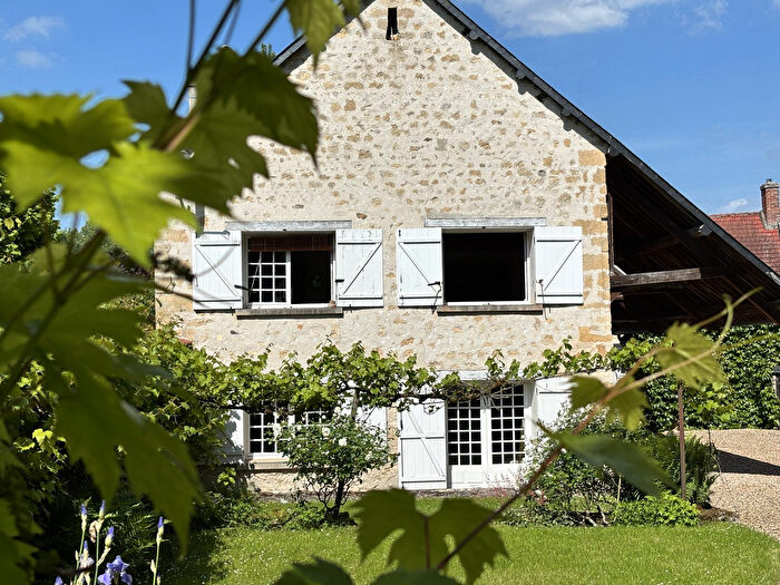 Maison 10 pièces à Grisy-les-Plâtres, à vendre