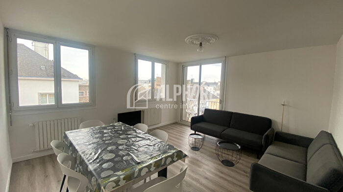 Appartement à louer - Saint-Nazaire, Centre-ville, Ville-Port, Petit Maroc - 6 pièces - 5 chambres
