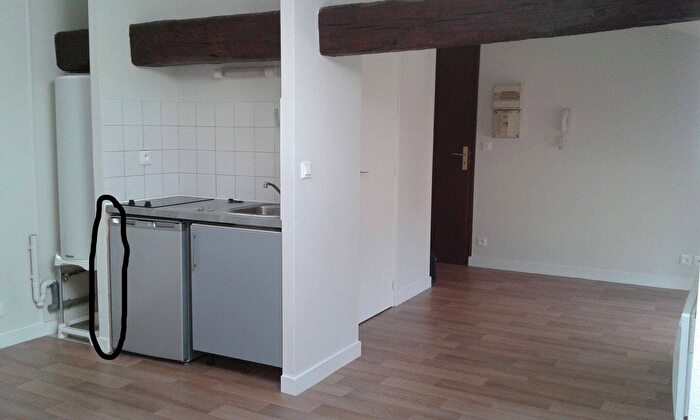 Trois Quartiers-Centre Ville, Poitiers : Appartement 1 pièce à louer