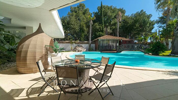 Maison à vendre - Agde, Le Grau dAgde - 5 pièces - 4 chambres