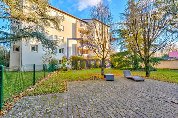 Appartement à vendre - Lyon e , Champvert, Point du Jour, Jeunet - 2 pièces - 1 chambre