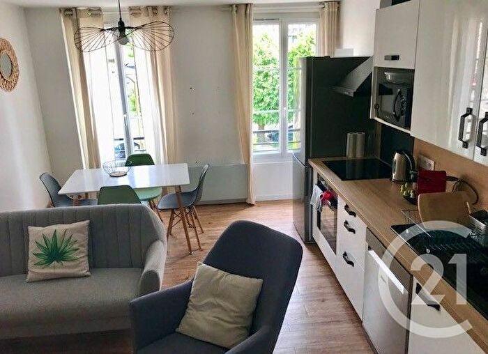 Appartement 4 pièces à Lisieux, Trevett, Quatre Sonnettes, à vendre