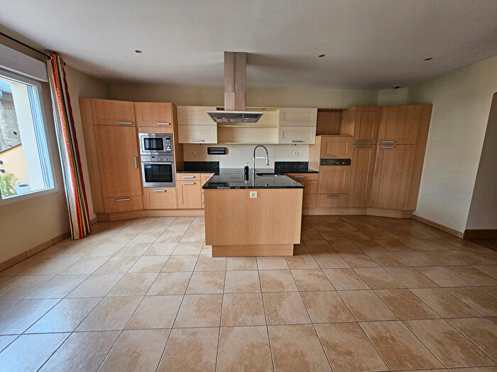 Appartement à vendre - Château-Gontier - 5 pièces - 3 chambres