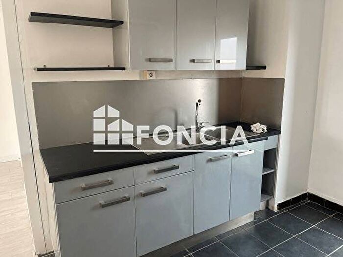 Appartement à louer - Abry, Grenoble - 4 pièces - 3 chambres