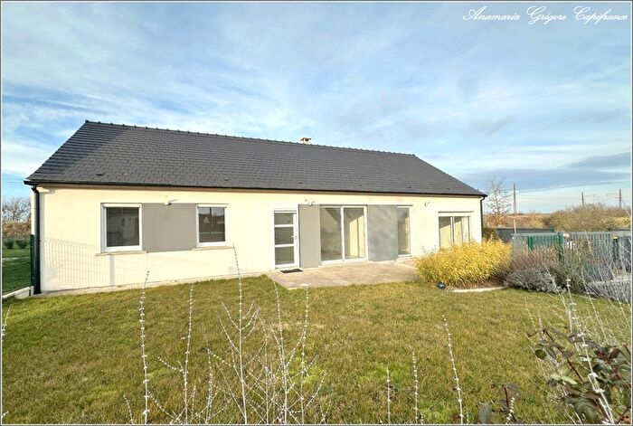 Maison à vendre - Courville-sur-Eure - 5 pièces - 3 chambres